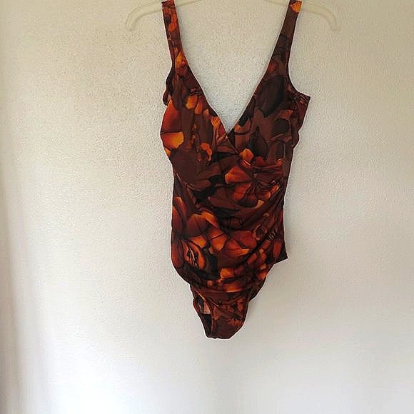 Miraclesuit | Swim | Womens Miraclesuit Slimming One Piece Crossover ...